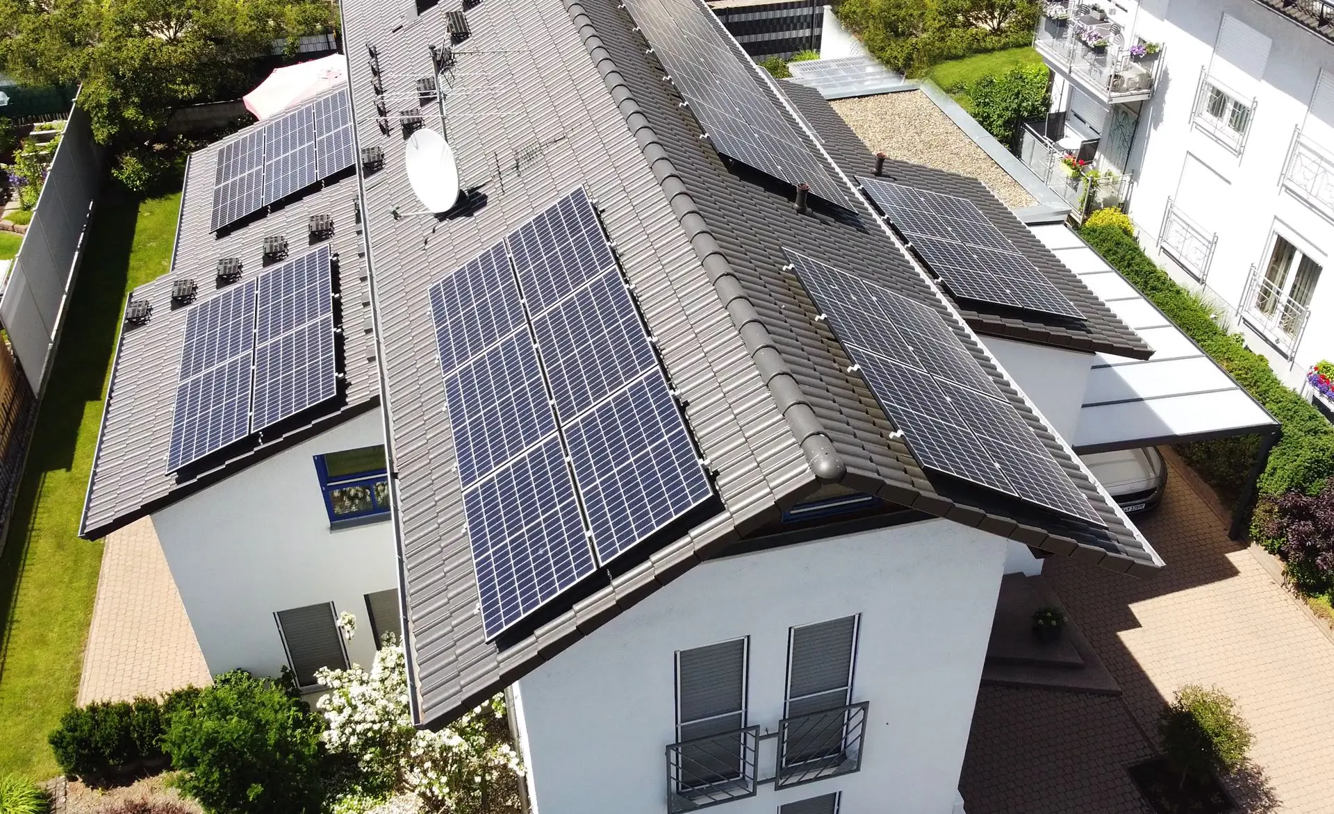 Photovoltaiklösungen für Gewerbe & Industrie - WIRSOL